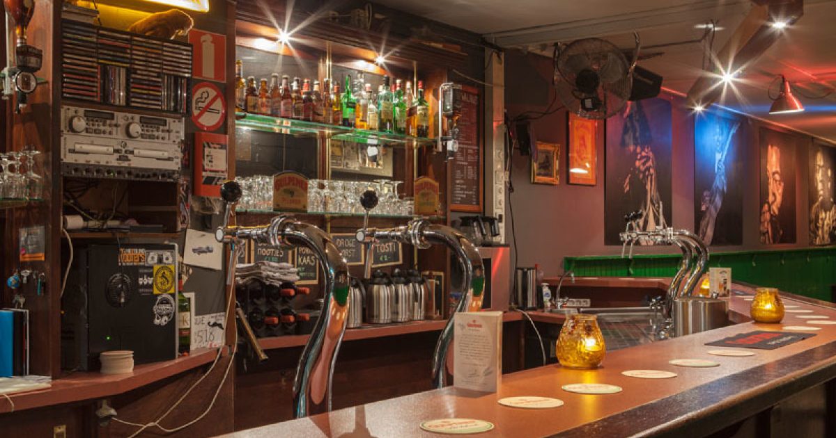 Grand Café de Walrus (Leeuwarden) - ArtPub